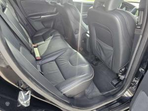 Melns Volvo XC60 2014 Ukmergė, ar dzinēja tilpumu 1.98 L un nobraukumu 303 tūkst. km par 9750 €, foto 20 vietnē AUTOMOTO.COM.LV