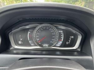 Melns Volvo XC60 2014 Viļņa, ar dzinēja tilpumu 2.40 L un nobraukumu 292 tūkst. km par 13800 €, foto 23 vietnē AUTOMOTO.COM.LV