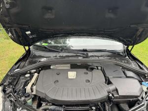 Melns Volvo XC60 2014 Viļņa, ar dzinēja tilpumu 2.40 L un nobraukumu 292 tūkst. km par 13800 €, foto 33 vietnē AUTOMOTO.COM.LV