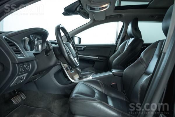 Black Volvo XC60 2014 in Riga, with an engine capacity of 2.40 L and mileage of 269 thousand km for 12500 €, photo 6 on AUTOMOTO.COM.LV
