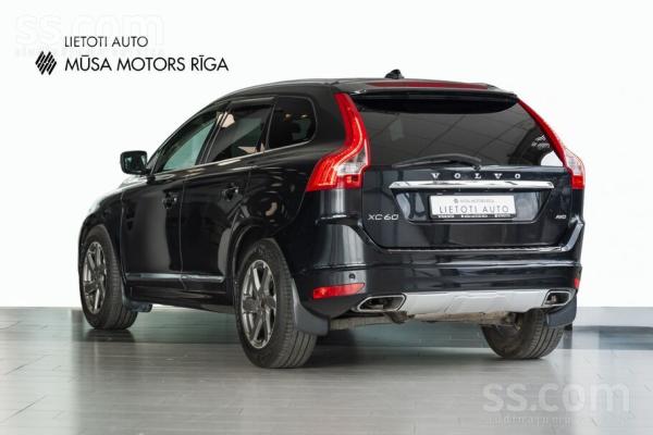 Black Volvo XC60 2014 in Riga, with an engine capacity of 2.40 L and mileage of 269 thousand km for 12500 €, photo 9 on AUTOMOTO.COM.LV