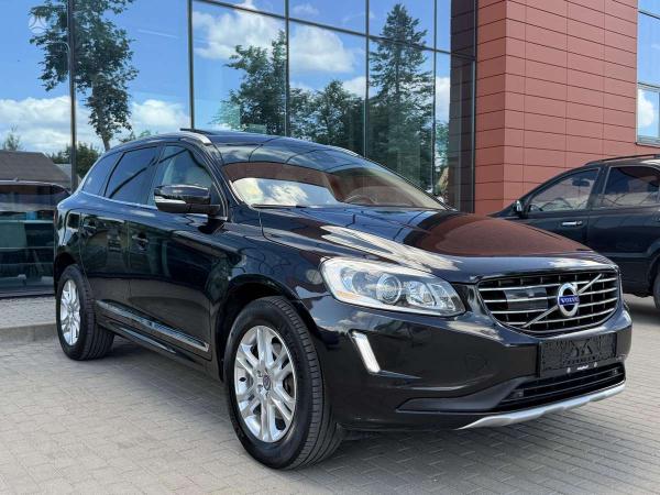 Black Volvo XC60 2014 in Utena, with an engine capacity of 2.40 L and mileage of 278 thousand km for 13550 €, photo 4 on AUTOMOTO.COM.LV