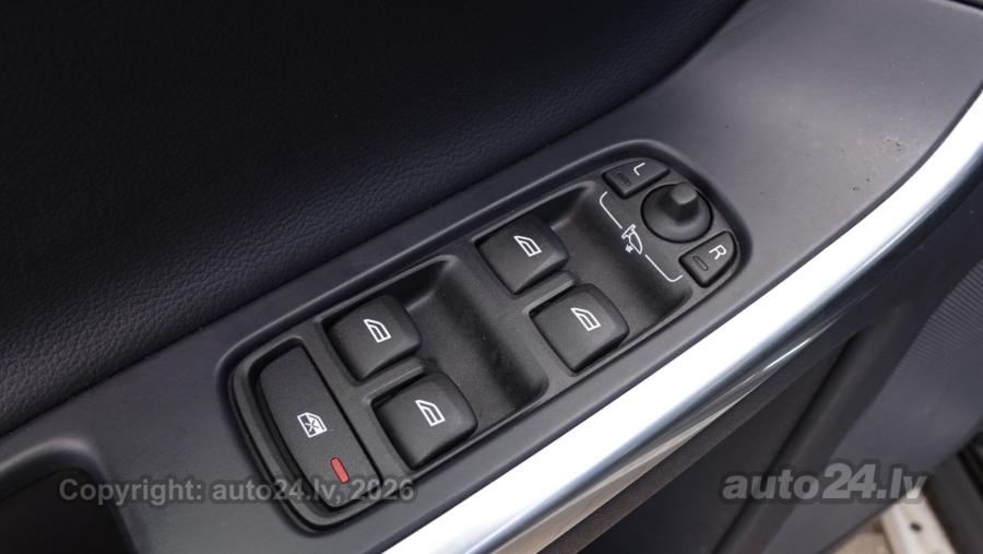 Melns Volvo XC60 2014 Tartu, ar dzinēja tilpumu 2.40 L un nobraukumu 204 tūkst. km par 15950 €, foto 21 vietnē AUTOMOTO.COM.LV