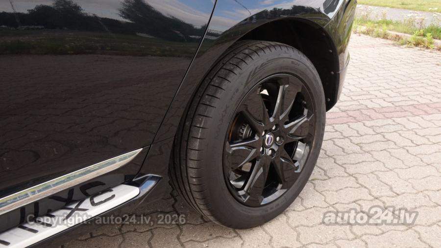 Melns Volvo XC60 2014 Tartu, ar dzinēja tilpumu 2.40 L un nobraukumu 204 tūkst. km par 15950 €, foto 26 vietnē AUTOMOTO.COM.LV