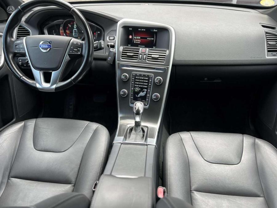 Melns Volvo XC60 2014 Kazlų Rūda, ar dzinēja tilpumu 1.97 L un nobraukumu 286 tūkst. km par 9000 €, foto 18 vietnē AUTOMOTO.COM.LV