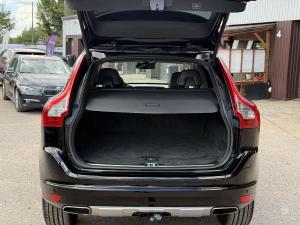 Melns Volvo XC60 2014 Šauļi, ar dzinēja tilpumu 2.40 L un nobraukumu 327 tūkst. km par 9650 €, foto 13 vietnē AUTOMOTO.COM.LV