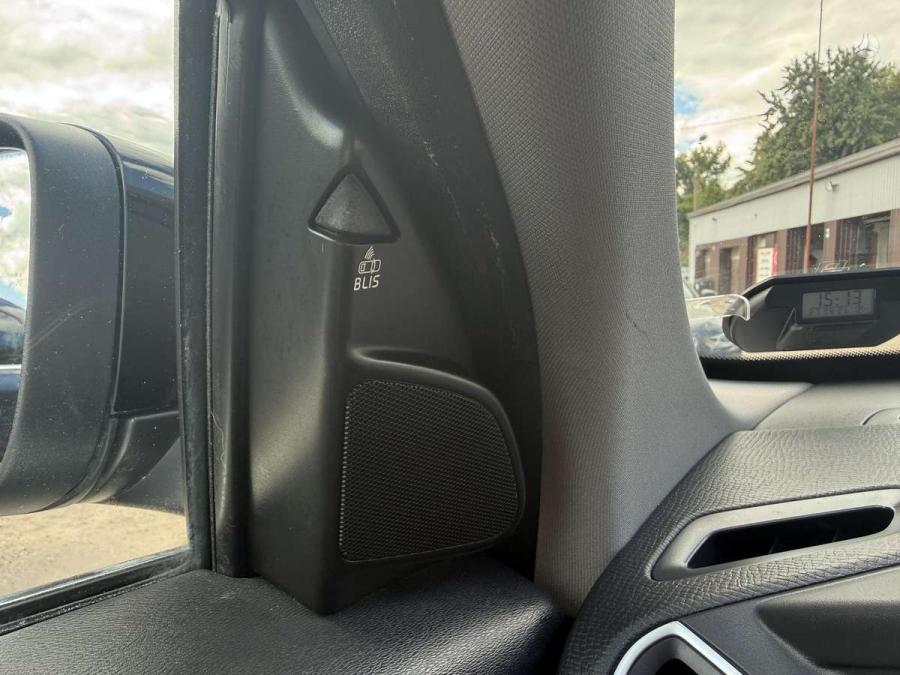 Melns Volvo XC60 2014 Šauļi, ar dzinēja tilpumu 2.40 L un nobraukumu 327 tūkst. km par 9650 €, foto 20 vietnē AUTOMOTO.COM.LV