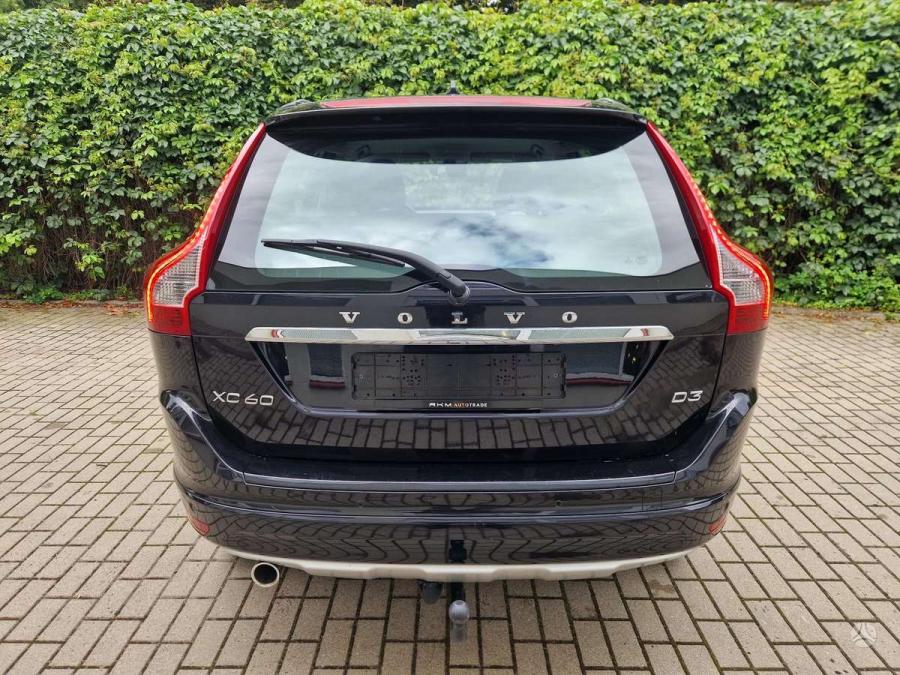 Melns Volvo XC60 2014 Viļņa, ar dzinēja tilpumu 1.98 L un nobraukumu 260 tūkst. km par 11650 €, foto 7 vietnē AUTOMOTO.COM.LV
