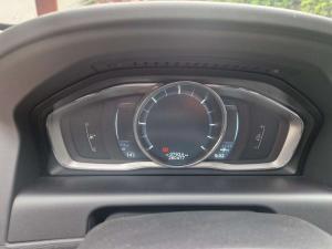 Melns Volvo XC60 2014 Viļņa, ar dzinēja tilpumu 1.98 L un nobraukumu 260 tūkst. km par 11650 €, foto 14 vietnē AUTOMOTO.COM.LV