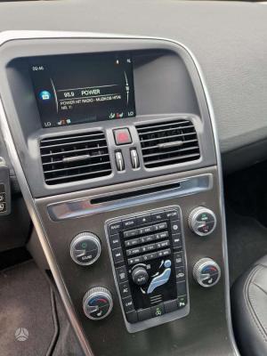 Melns Volvo XC60 2014 Viļņa, ar dzinēja tilpumu 1.98 L un nobraukumu 260 tūkst. km par 11650 €, foto 16 vietnē AUTOMOTO.COM.LV
