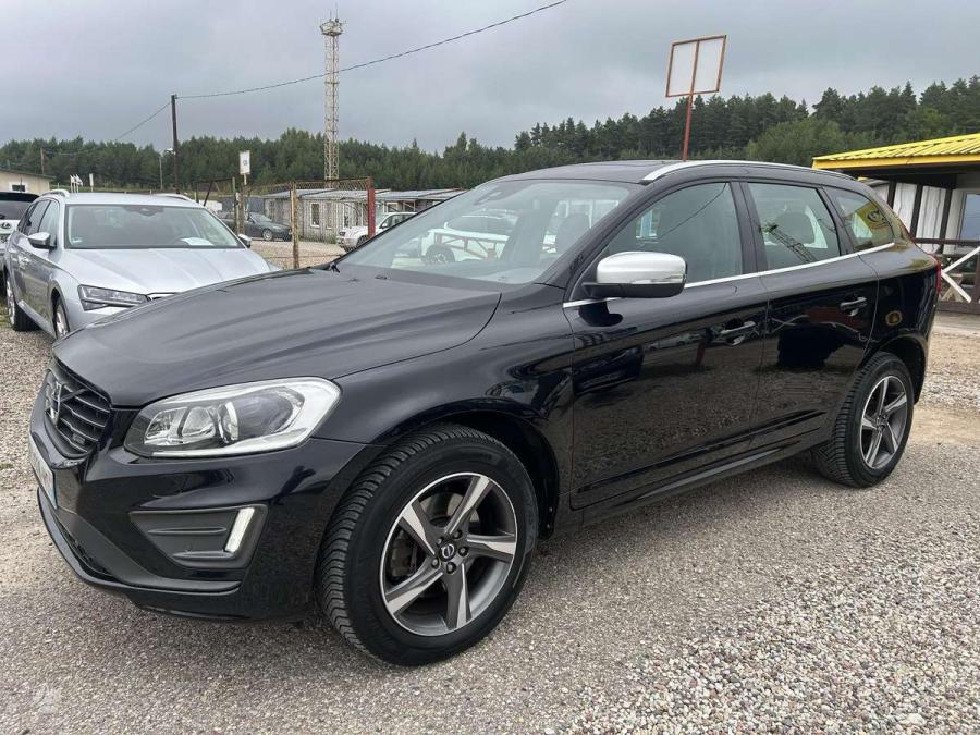 Melns Volvo XC60 2014 Viļņa, ar dzinēja tilpumu 2.40 L un nobraukumu 208 tūkst. km par 14350 €, foto 4 vietnē AUTOMOTO.COM.LV