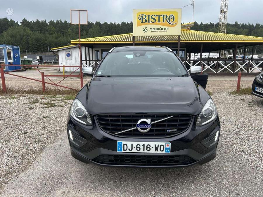 Melns Volvo XC60 2014 Viļņa, ar dzinēja tilpumu 2.40 L un nobraukumu 208 tūkst. km par 14350 €, foto 8 vietnē AUTOMOTO.COM.LV