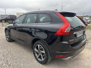 Melns Volvo XC60 2014 Viļņa, ar dzinēja tilpumu 2.40 L un nobraukumu 208 tūkst. km par 14350 €, foto 10 vietnē AUTOMOTO.COM.LV