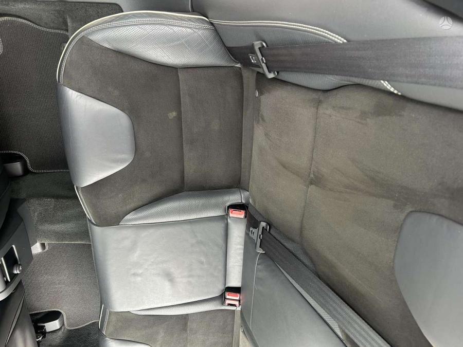 Melns Volvo XC60 2014 Viļņa, ar dzinēja tilpumu 2.40 L un nobraukumu 208 tūkst. km par 14350 €, foto 17 vietnē AUTOMOTO.COM.LV