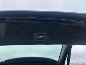 Melns Volvo XC60 2014 Viļņa, ar dzinēja tilpumu 2.40 L un nobraukumu 208 tūkst. km par 14350 €, foto 28 vietnē AUTOMOTO.COM.LV