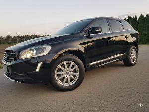 Black Volvo XC60 2014 in Pakruojis, with an engine capacity of 2.40 L and mileage of 271 thousand km for 13799 €, photo 4 on AUTOMOTO.COM.LV