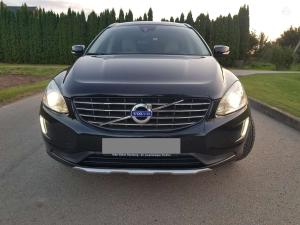 Black Volvo XC60 2014 in Pakruojis, with an engine capacity of 2.40 L and mileage of 271 thousand km for 13799 €, photo 6 on AUTOMOTO.COM.LV