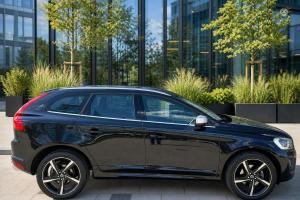 Black Volvo XC60 2014 in Vilnius, with an engine capacity of 2.00 L and mileage of 177 thousand km for 10350 €, photo 7 on AUTOMOTO.COM.LV