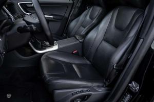 Melns Volvo XC60 2014 Elektrėnai, ar dzinēja tilpumu 2.40 L un nobraukumu 213 tūkst. km par 13800 €, foto 10 vietnē AUTOMOTO.COM.LV