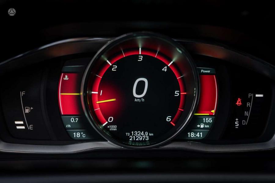 Melns Volvo XC60 2014 Elektrėnai, ar dzinēja tilpumu 2.40 L un nobraukumu 213 tūkst. km par 13800 €, foto 15 vietnē AUTOMOTO.COM.LV