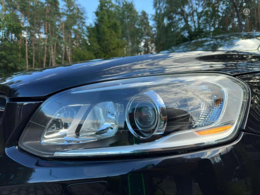 Melns Volvo XC60 2014 Viļņa, ar dzinēja tilpumu 2.40 L un nobraukumu 271 tūkst. km par 12100 €, foto 15 vietnē AUTOMOTO.COM.LV