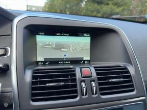 Melns Volvo XC60 2014 Viļņa, ar dzinēja tilpumu 2.40 L un nobraukumu 271 tūkst. km par 12100 €, foto 22 vietnē AUTOMOTO.COM.LV