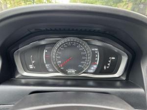 Black Volvo XC60 2014 in Vilnius, with an engine capacity of 2.40 L and mileage of 292 thousand km for 13700 €, photo 27 on AUTOMOTO.COM.LV
