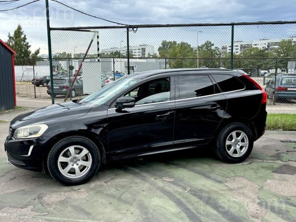 Volvo XC60 2014 Rīga vietnē Melns Volvo XC60 2014 Rīga, ar dzinēja tilpumu 2.00 L un nobraukumu 349 tūkst. km par 6900 €, foto 3 vietnē AUTOMOTO.COM.LV