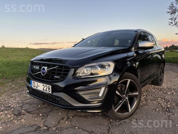 Black Volvo XC60 2014 in Daugavpils, with an engine capacity of 2.40 L and mileage of 282 thousand km for 14000 €, photo 1 on AUTOMOTO.COM.LV