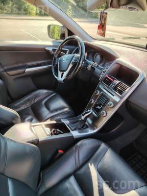 Melns Volvo XC60 2014 Dobele, ar dzinēja tilpumu 2.40 L un nobraukumu 235 tūkst. km par 13550 €, foto 9 vietnē AUTOMOTO.COM.LV