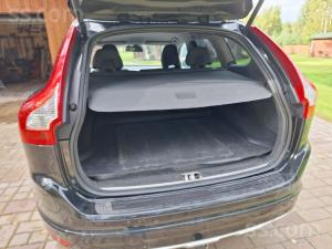 Black Volvo XC60 2014 in Riga, with an engine capacity of 2.40 L and mileage of 272 thousand km for 9450 €, photo 11 on AUTOMOTO.COM.LV