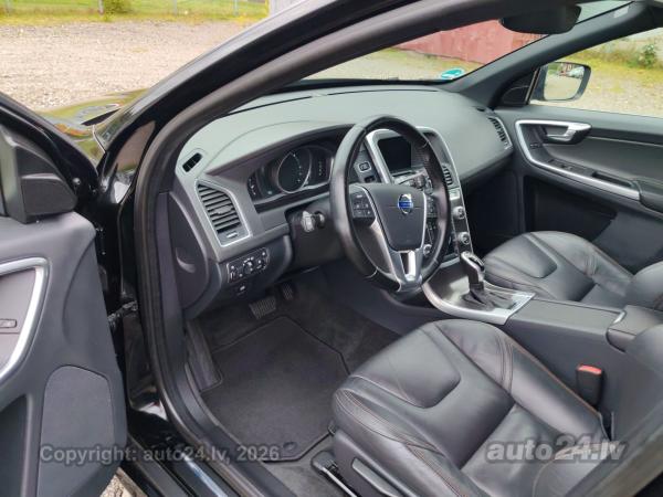 Melns Volvo XC60 2014 Tallina, ar dzinēja tilpumu 2.40 L un nobraukumu 200 tūkst. km par 13999 €, foto 11 vietnē AUTOMOTO.COM.LV