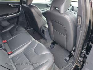 Melns Volvo XC60 2014 Tallina, ar dzinēja tilpumu 2.40 L un nobraukumu 200 tūkst. km par 13999 €, foto 13 vietnē AUTOMOTO.COM.LV