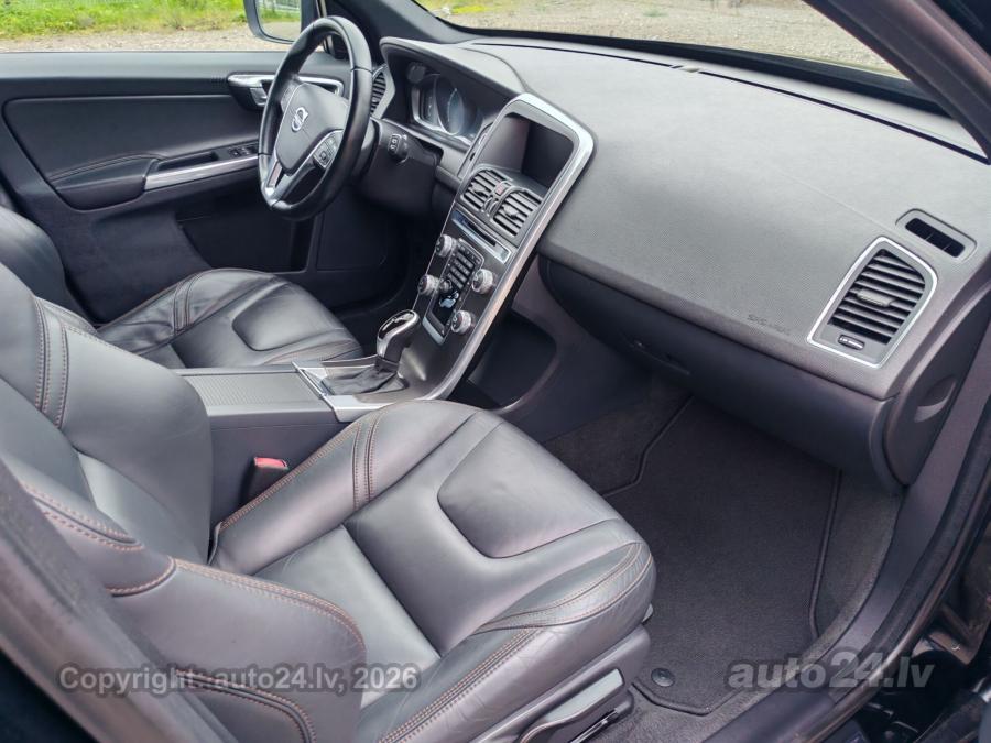 Melns Volvo XC60 2014 Tallina, ar dzinēja tilpumu 2.40 L un nobraukumu 200 tūkst. km par 13999 €, foto 14 vietnē AUTOMOTO.COM.LV