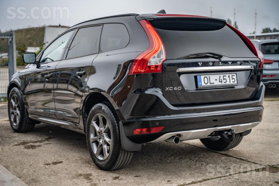 Melns Volvo XC60 2014 Rīga, ar dzinēja tilpumu 2.00 L un nobraukumu 268 tūkst. km par 11750 €, foto 22 vietnē AUTOMOTO.COM.LV