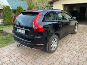Black Volvo XC60 2015 in Jekabpils, with an engine capacity of 2.00 L and mileage of 104 thousand km for 15500 €, photo 3 on AUTOMOTO.COM.LV