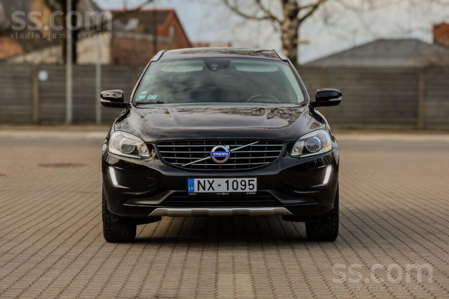 Melns Volvo XC60 2015 Jelgava, ar dzinēja tilpumu 2.40 L un nobraukumu 0 tūkst. km par 6100 €, foto 2 vietnē AUTOMOTO.COM.LV
