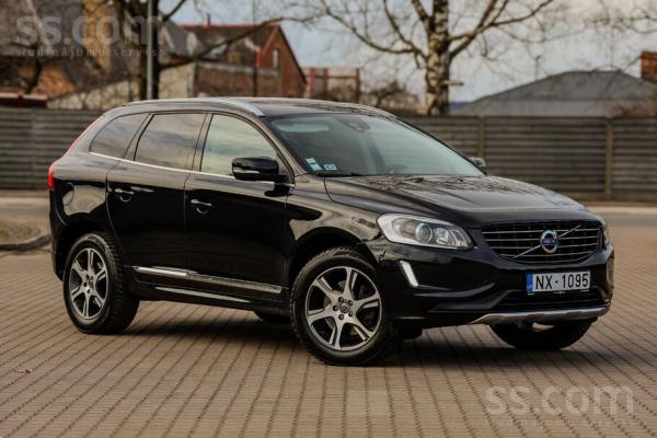 Melns Volvo XC60 2015 Jelgava, ar dzinēja tilpumu 2.40 L un nobraukumu 0 tūkst. km par 18000 €, foto 3 vietnē AUTOMOTO.COM.LV