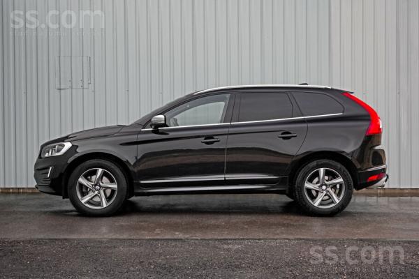 Black Volvo XC60 2015 in Ogre, with an engine capacity of 2.40 L and mileage of 163 thousand km for 16500 €, photo 5 on AUTOMOTO.COM.LV