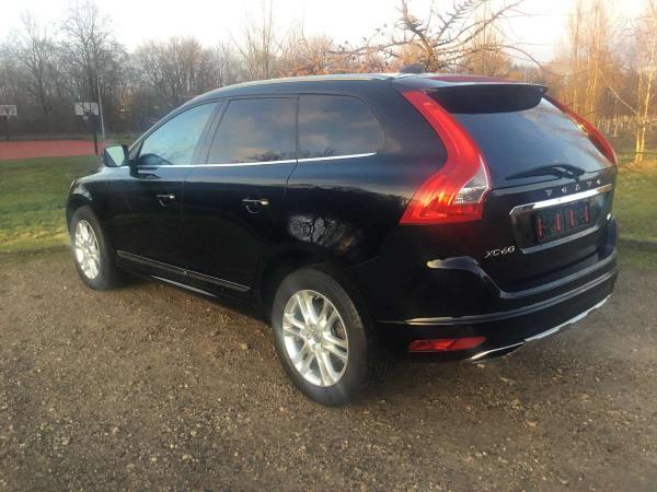 Melns Volvo XC60 2015 Tauragė, ar dzinēja tilpumu 1.97 L un nobraukumu 205 tūkst. km par 9750 €, foto 8 vietnē AUTOMOTO.COM.LV