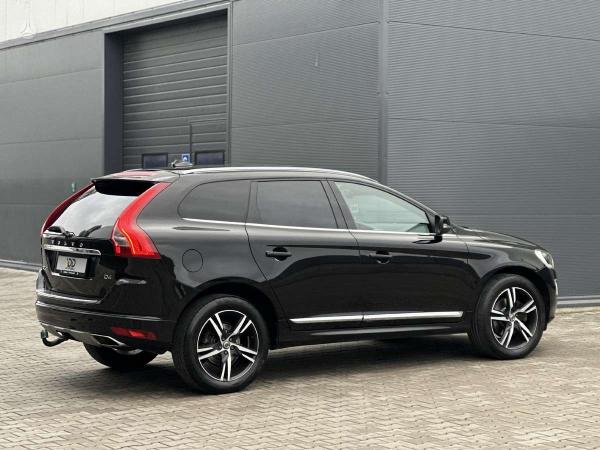 Melns Volvo XC60 2015 Kauņa, ar dzinēja tilpumu 1.97 L un nobraukumu 296 tūkst. km par 13790 €, foto 5 vietnē AUTOMOTO.COM.LV