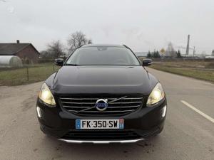 Black Volvo XC60 2015 in Taurage, with an engine capacity of 2.40 L and mileage of 150 thousand km for 12000 €, photo 4 on AUTOMOTO.COM.LV