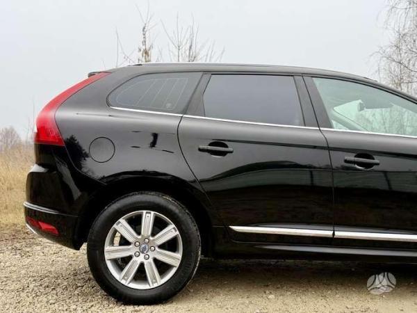 Melns Volvo XC60 2015 Šauļi, ar dzinēja tilpumu 1.98 L un nobraukumu 276 tūkst. km par 13450 €, foto 9 vietnē AUTOMOTO.COM.LV