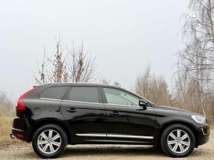 Melns Volvo XC60 2015 Šauļi, ar dzinēja tilpumu 1.98 L un nobraukumu 276 tūkst. km par 13450 €, foto 14 vietnē AUTOMOTO.COM.LV