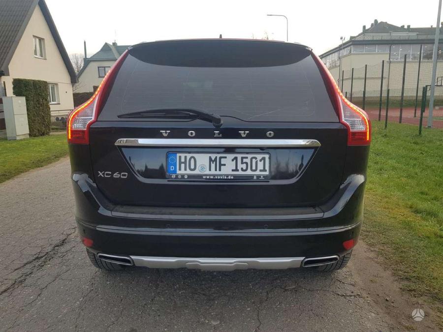 Melns Volvo XC60 2015 Pakruojis, ar dzinēja tilpumu 2.40 L un nobraukumu 237 tūkst. km par 15999 €, foto 10 vietnē AUTOMOTO.COM.LV