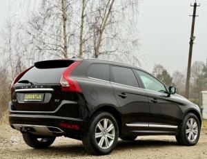 Black Volvo XC60 2015 in Siauliai, with an engine capacity of 1.98 L and mileage of 276 thousand km for 13450 €, photo 4 on AUTOMOTO.COM.LV