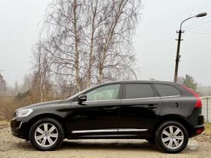 Black Volvo XC60 2015 in Siauliai, with an engine capacity of 1.98 L and mileage of 276 thousand km for 13450 €, photo 13 on AUTOMOTO.COM.LV
