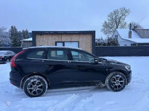 Melns Volvo XC60 2015 Kauņa, ar dzinēja tilpumu 1.98 L un nobraukumu 290 tūkst. km par 12500 €, foto 2 vietnē AUTOMOTO.COM.LV