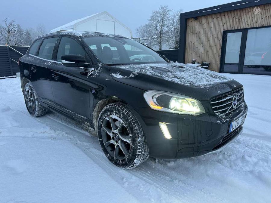Melns Volvo XC60 2015 Kauņa, ar dzinēja tilpumu 1.98 L un nobraukumu 290 tūkst. km par 12500 €, foto 31 vietnē AUTOMOTO.COM.LV