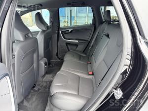 Melns Volvo XC60 2015 Rīga, ar dzinēja tilpumu 2.40 L un nobraukumu 309 tūkst. km par 12995 €, foto 7 vietnē AUTOMOTO.COM.LV